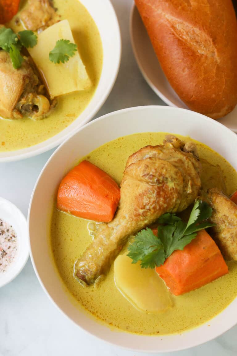 Ca Ri Ga (Vietnamese Yellow Chicken Curry Soup) - A Peachy Plate