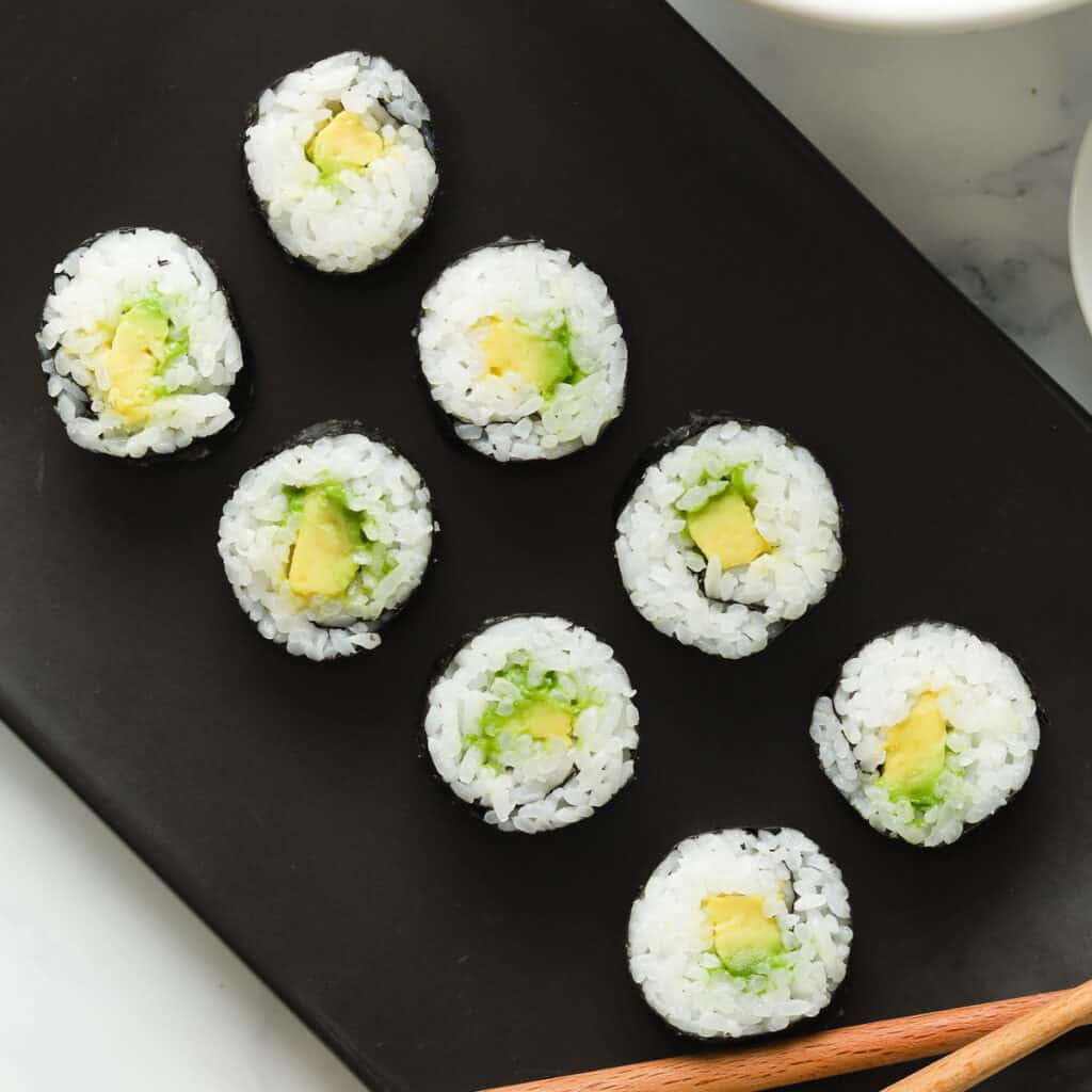 Avocado Maki Roll - A Peachy Plate