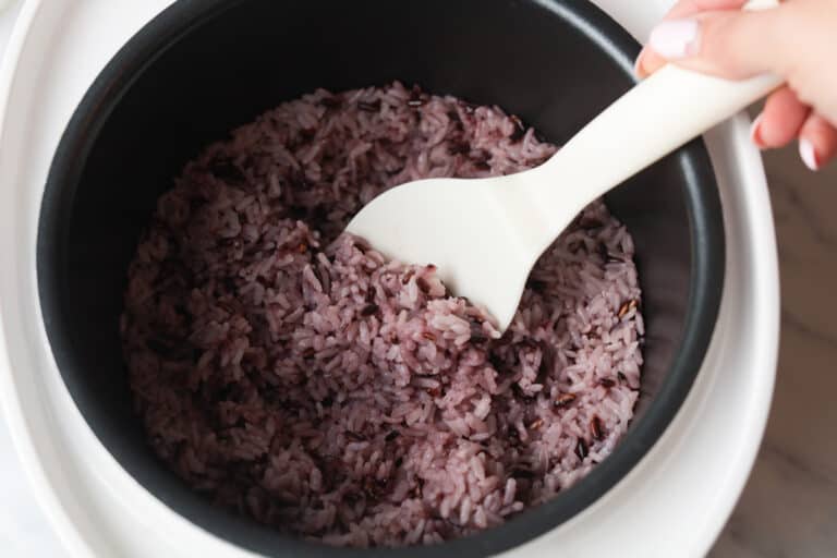 Korean Purple Rice (Rice Cooker and Stovetop Method) - A Peachy Plate